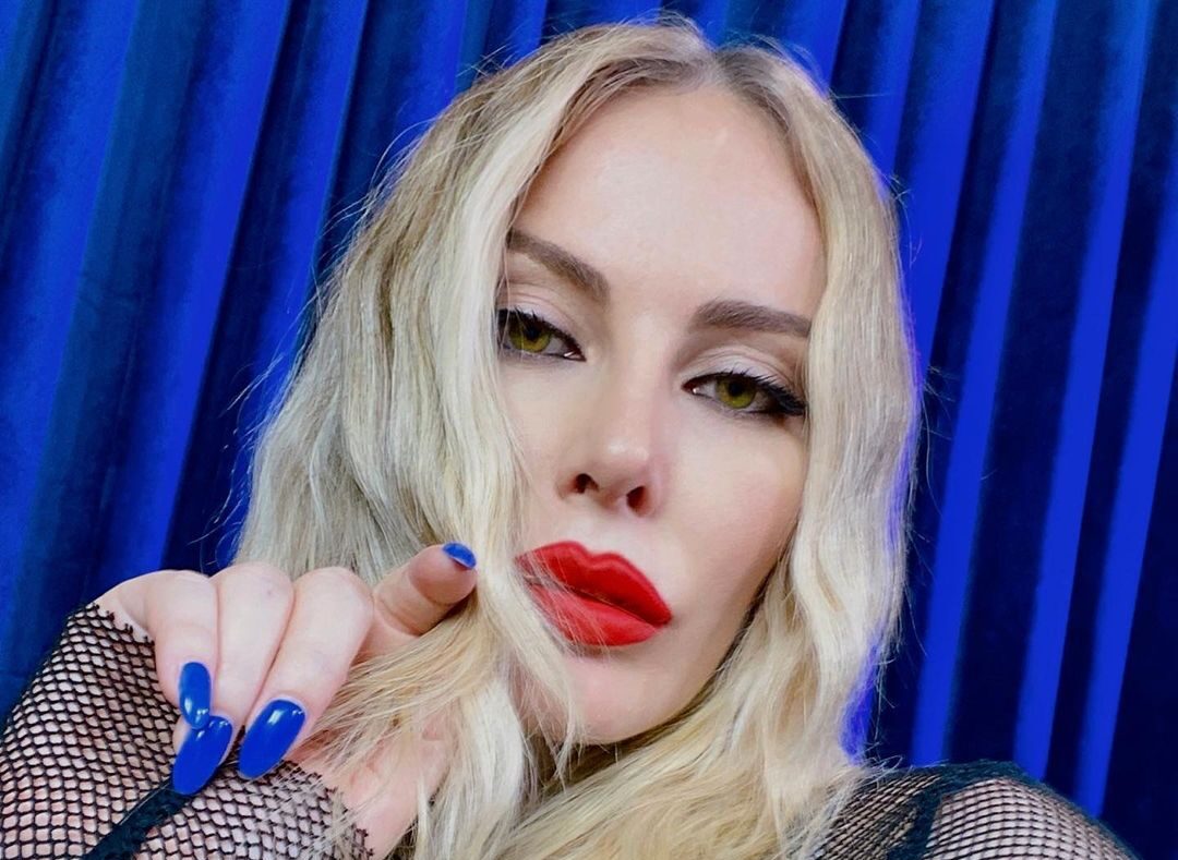 Hande Sarıoğlu yeni pozunu “Temel içgüdü” notuyla paylaştı - All Magazine