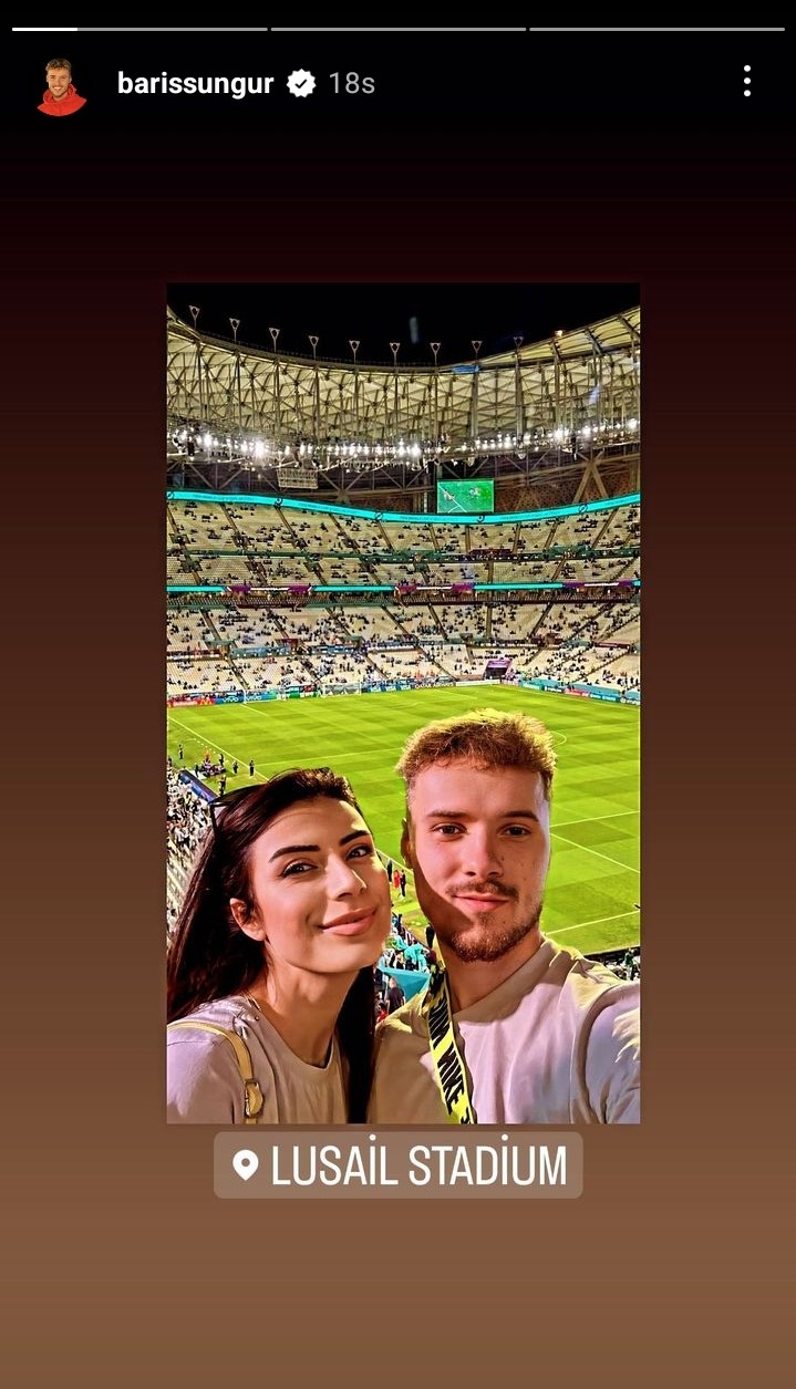 Güzel model Duygu Çakmak ile Fenerbahçeli futbolcunun aşkı gündemde ...