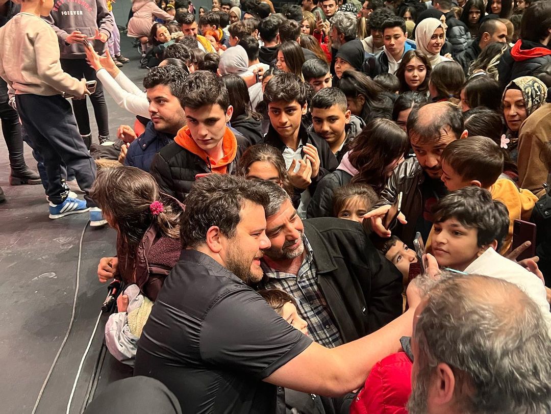 Eser Yenenler, Çok Güzel Hareketler 2 ekibiyle Ankara’da: Arkamızda ...