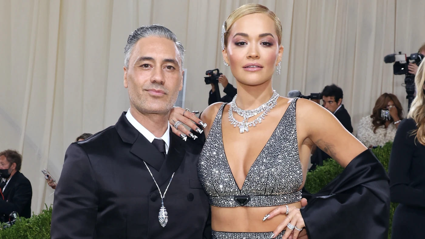 Rita Ora’nın nişan yüzüğünün fiyatı dudak uçuklattı! - All Magazine Rita Ora’nın nişan yüzüğünün fiyatı dudak uçuklattı! - All Magazine