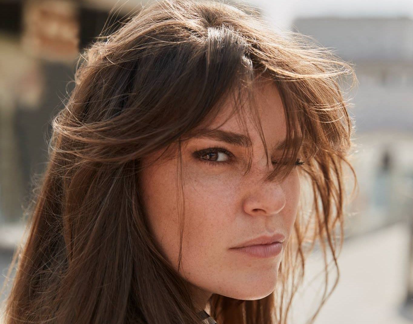 Aslı Enver yeni projesinin afişini paylaştı - All Magazine